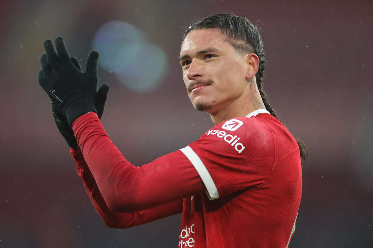 Neil Jones: Nunez Back and Firing