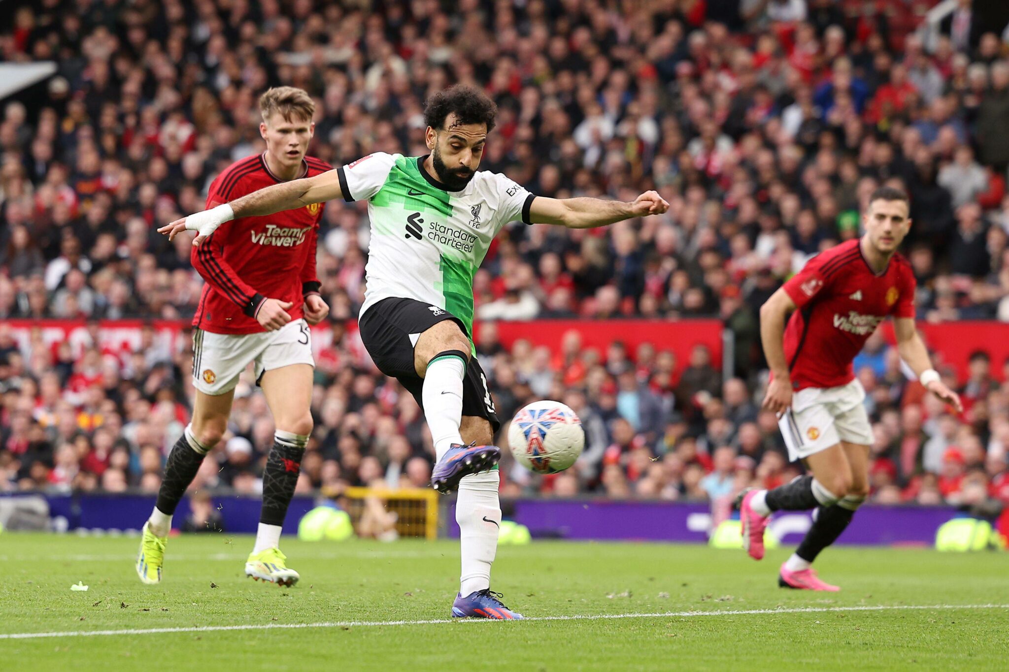 The BEST Liverpool FC Formations for Defense and Attack in FC 24