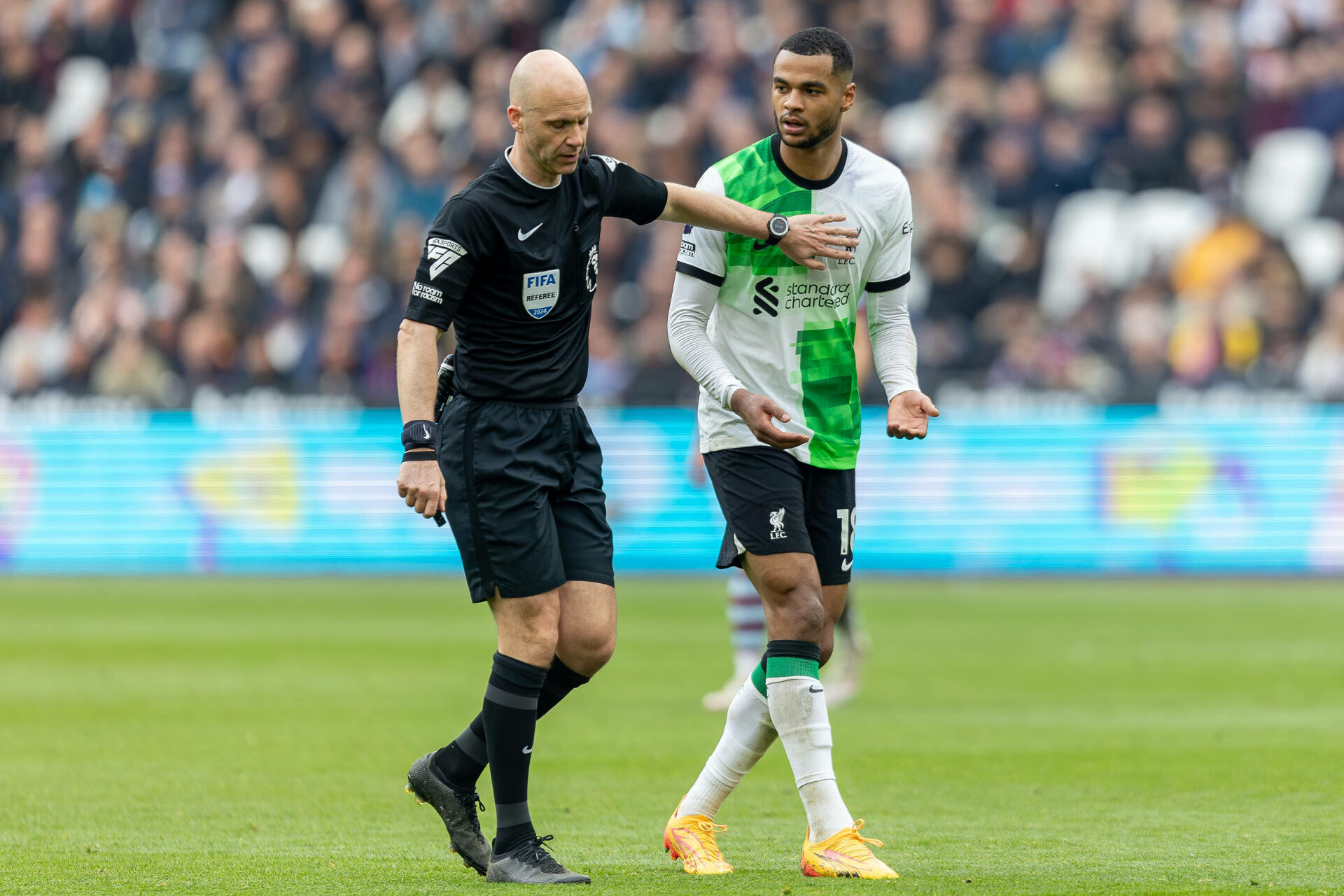 Dermot Gallagher: Referee Made a 'Big Mistake' in West Ham vs Liverpool