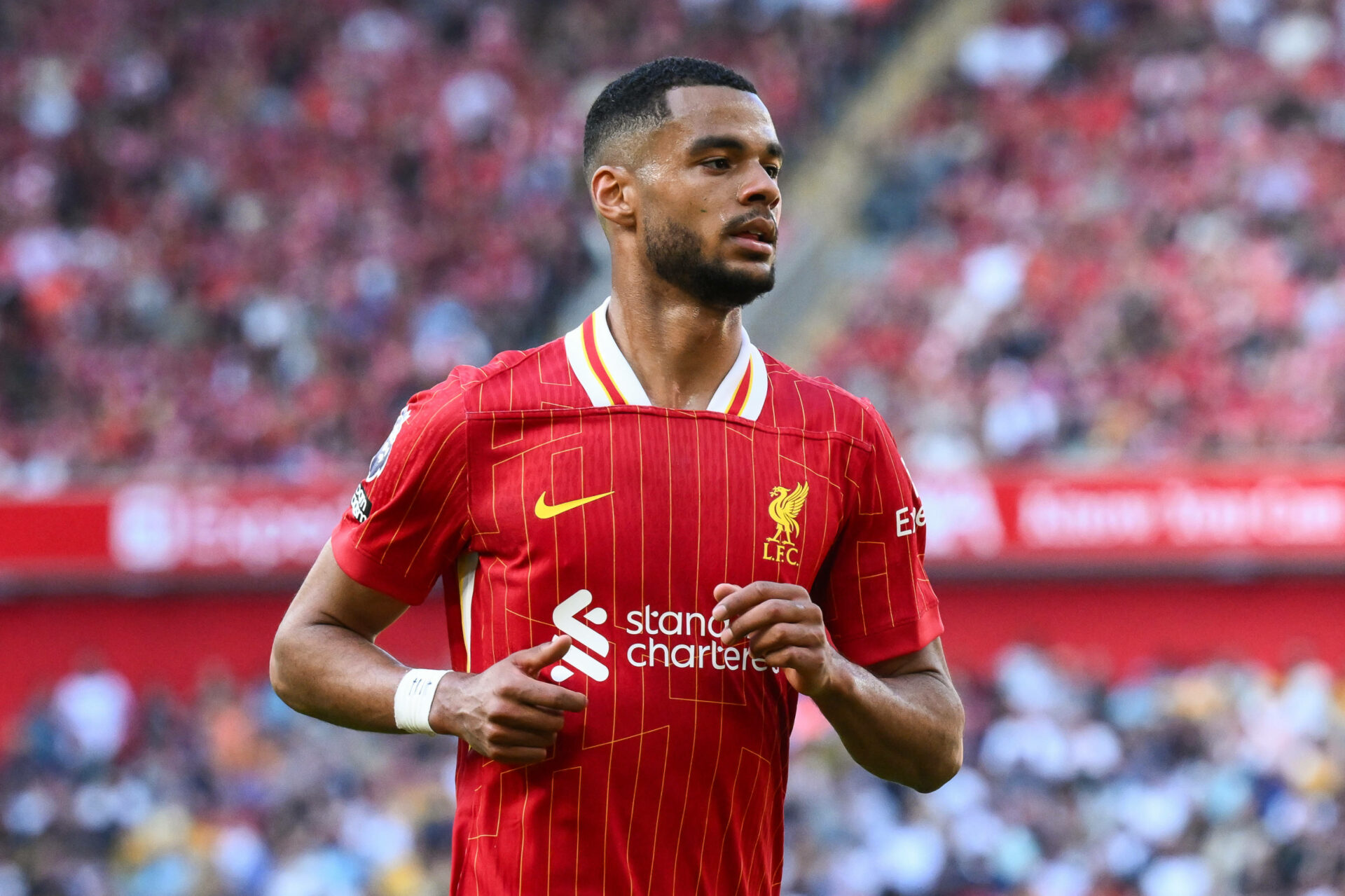 Bayern target Liverpool star after missing out on major summer deal