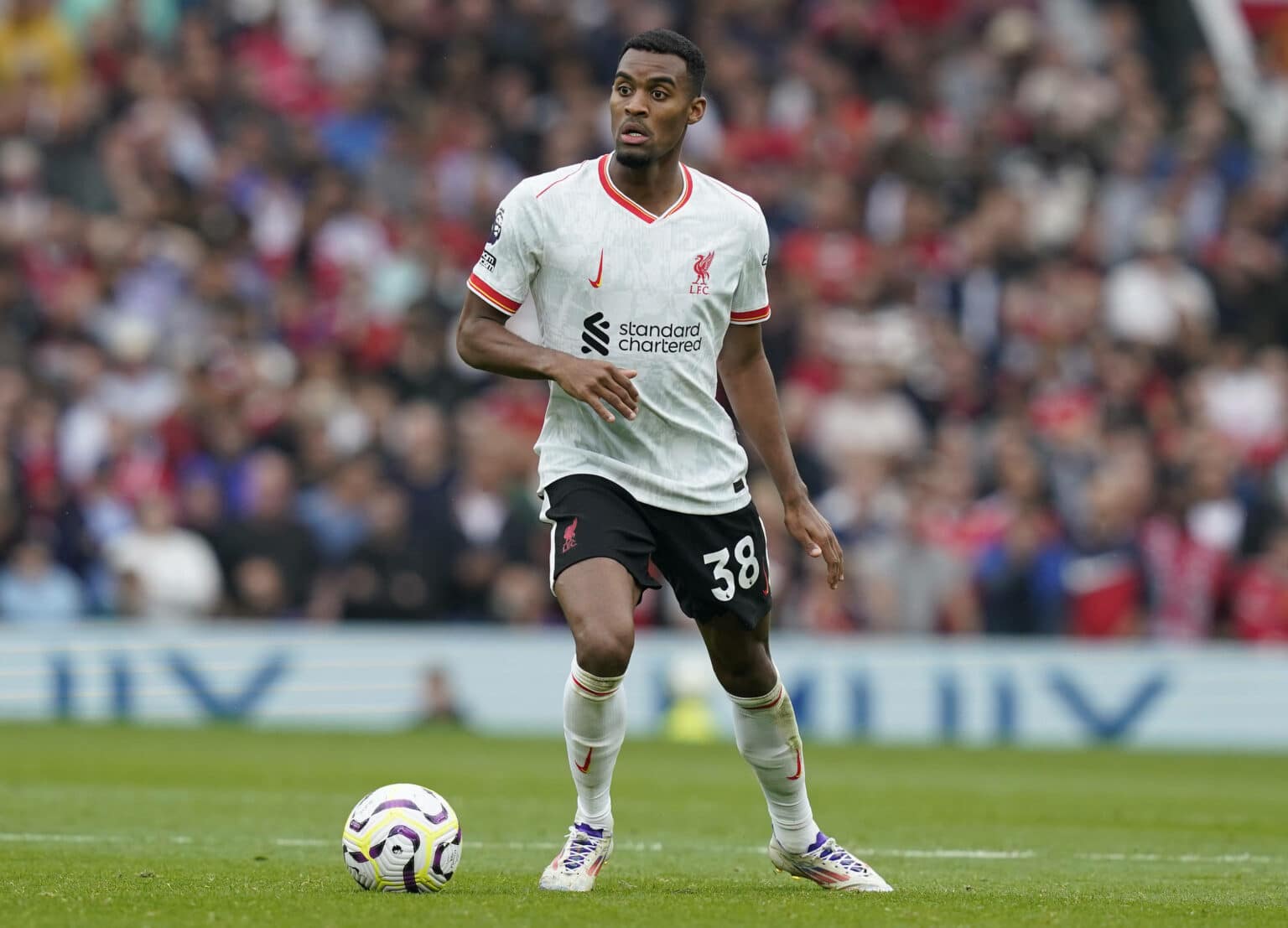 Liverpool's New Star Gravenberch Leaves Man United Chasing Shadows