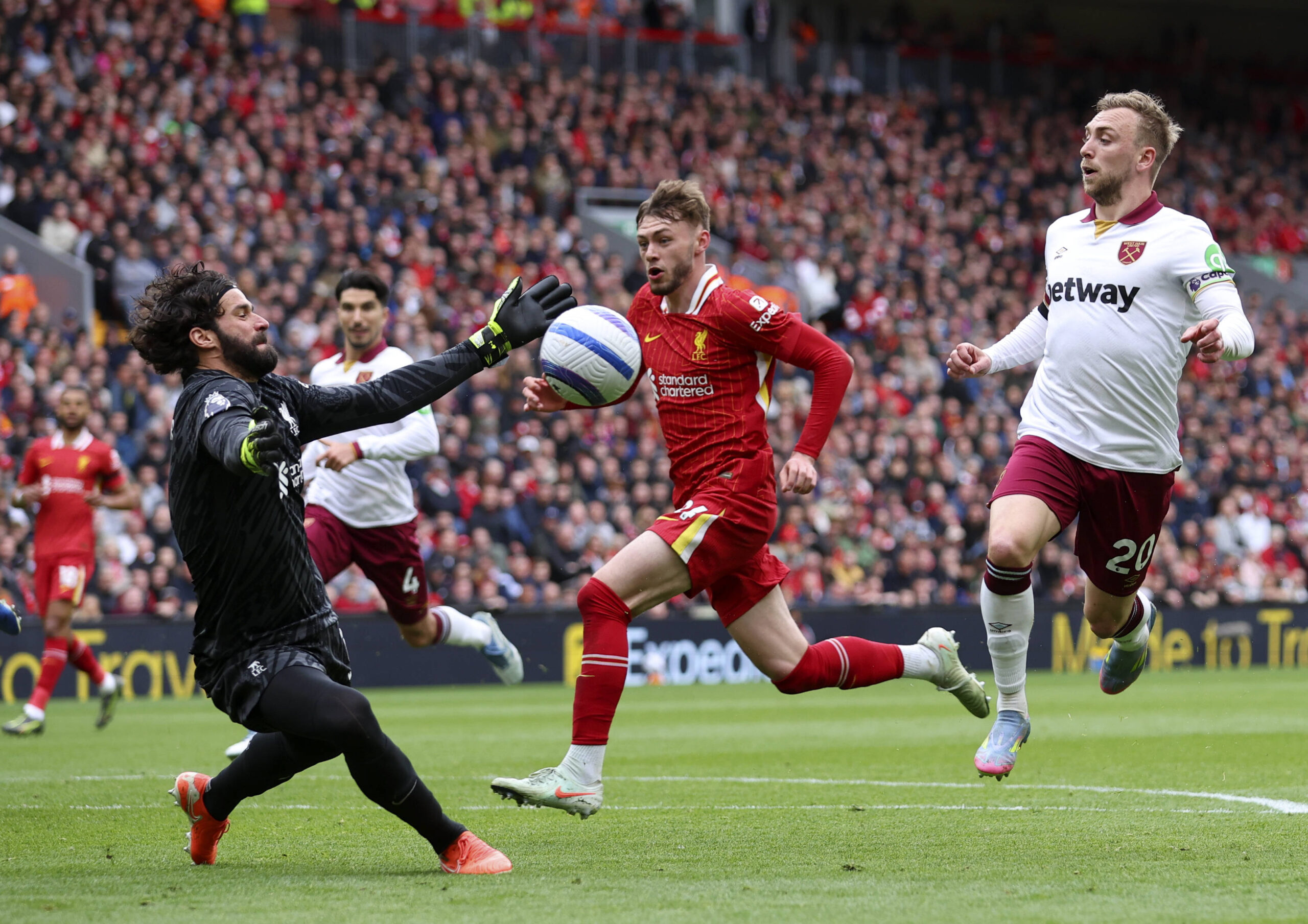 David Lynch Heaps Praise on 'World-Class' Liverpool Star After Dramatic ...