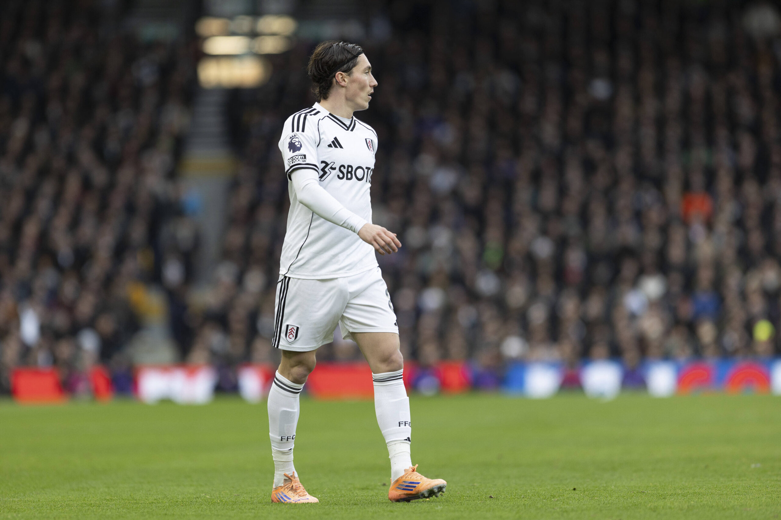 Former Liverpool star could be set to join Everton in January deal