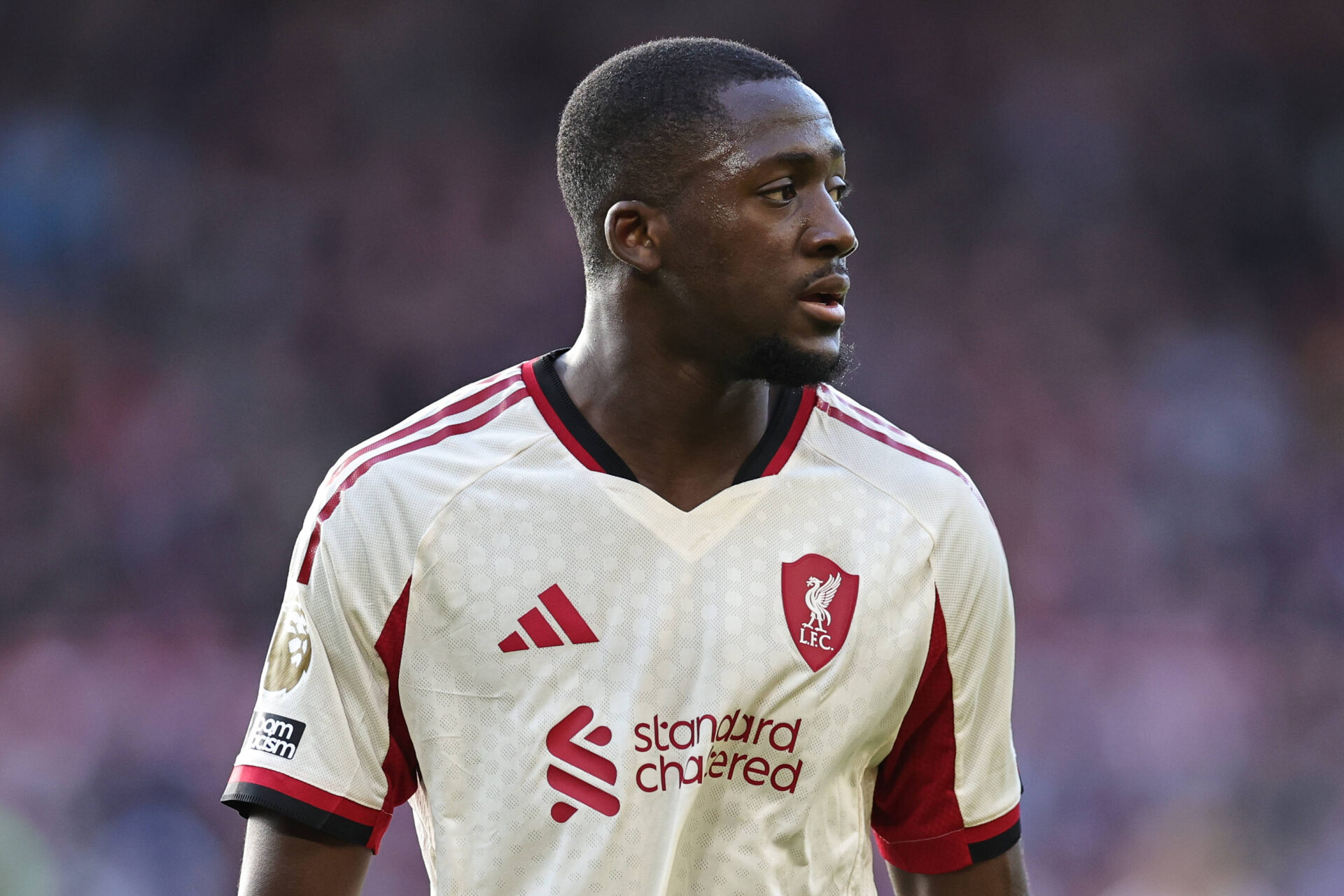 Report: Liverpool make 'lucrative' contract offer amid interest from ...